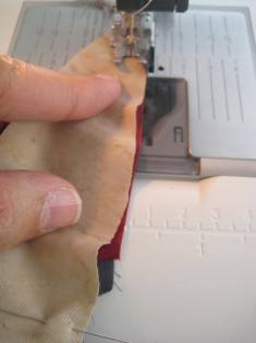 Curved Piecing | ConnectingThreads.com